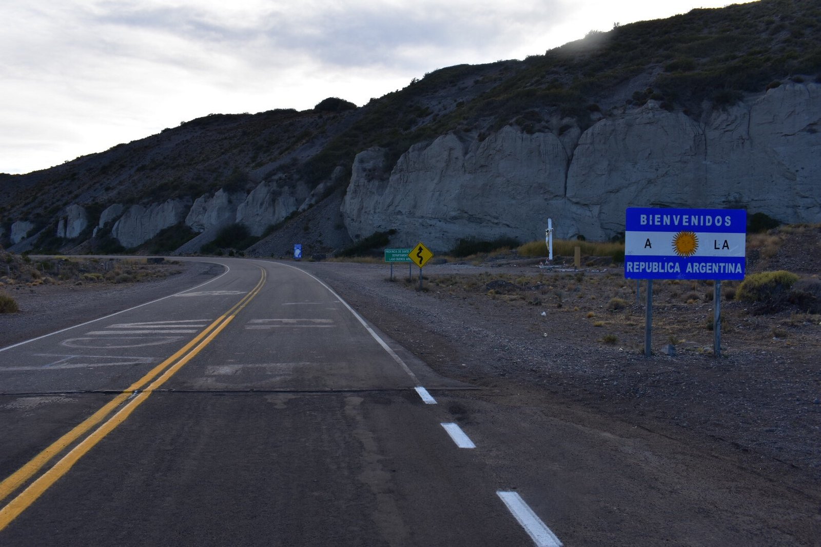 Chile Chico and Los Antiguos border crossing – Thirty Something Traveller